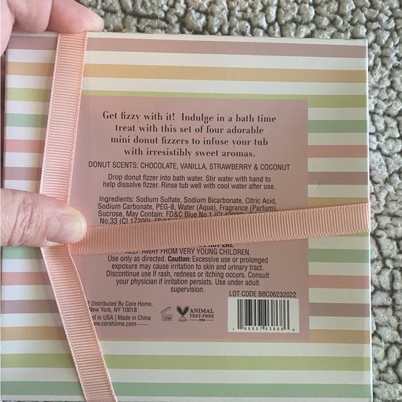 Maison De Base | Bath & Body | Nwt Donut Bath Bomb Fizzer Set Madison ...